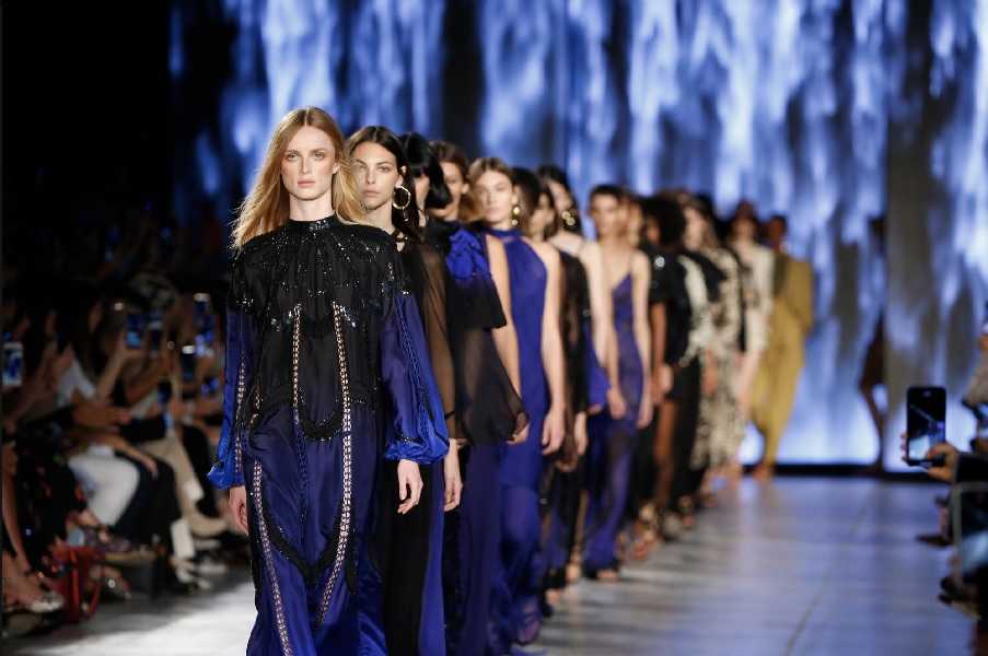 Aeffe - Ricavi preliminari -21,2% a cambi costanti nel 2024 | Market ...